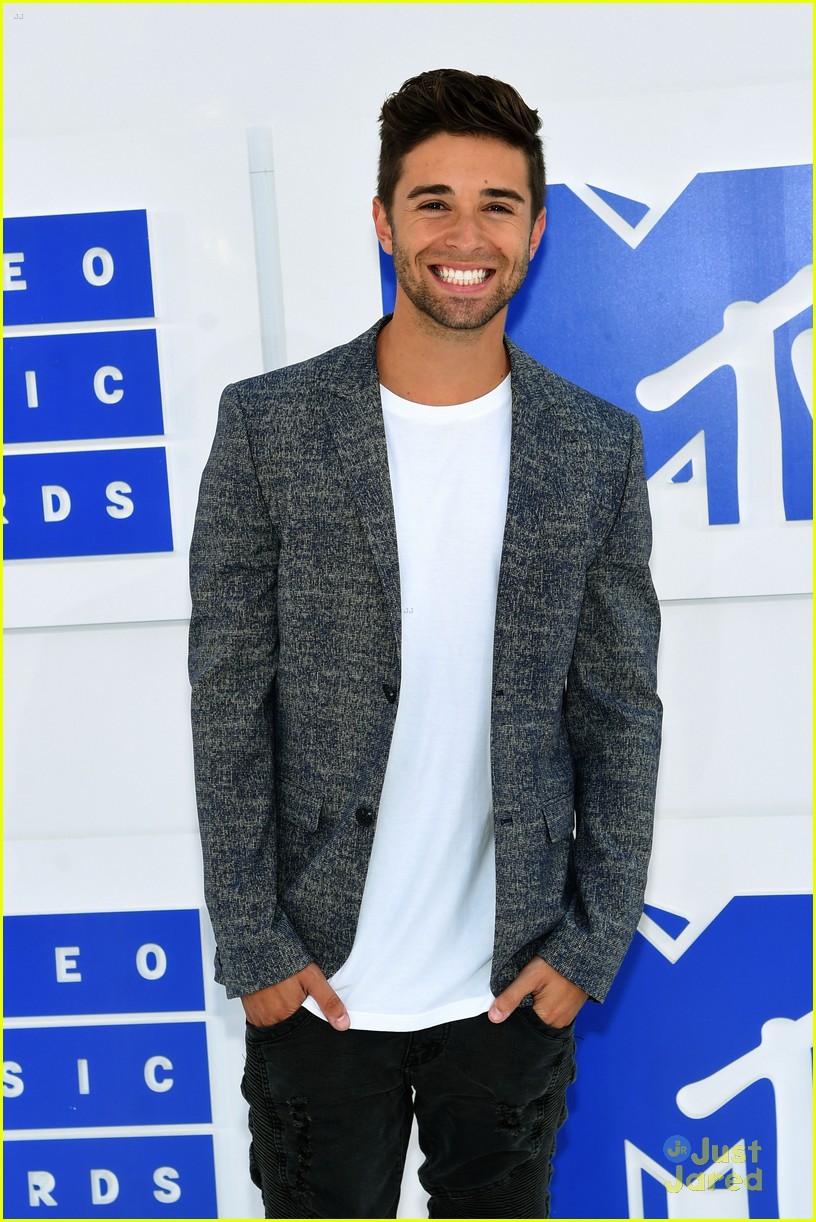 Jake Miller & Forever In Your Mind Hit the MTV VMAs 2016 in NYC | Photo ...