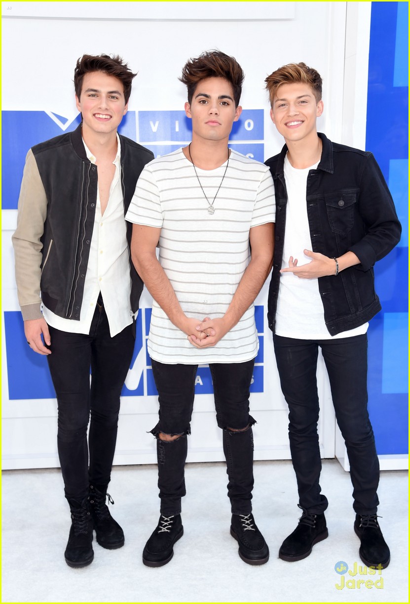 Jake Miller & Forever In Your Mind Hit the MTV VMAs 2016 in NYC | Photo ...