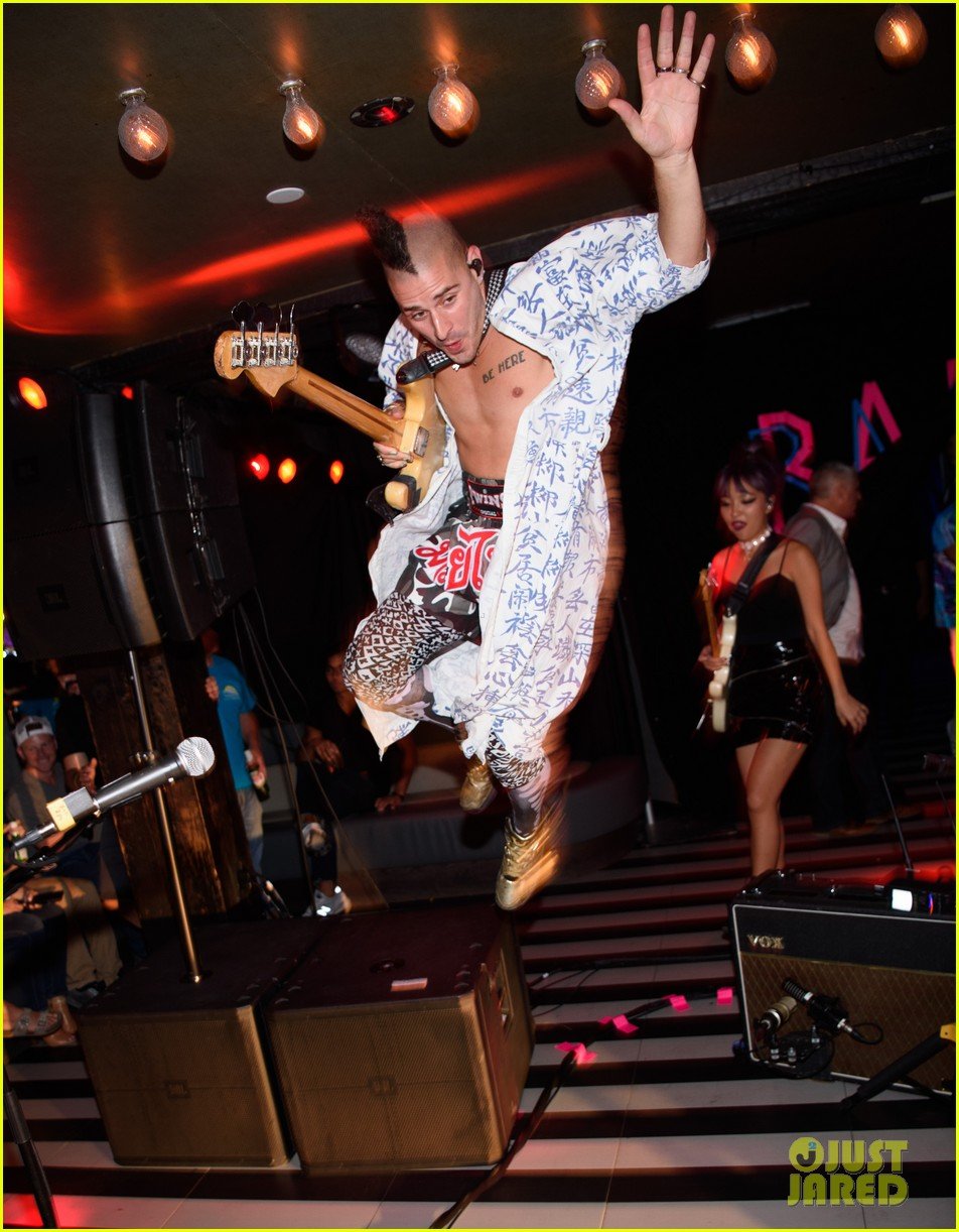 Joe Jonas & DNCE Celebrate One Year Anniversary As a Band! | Photo ...