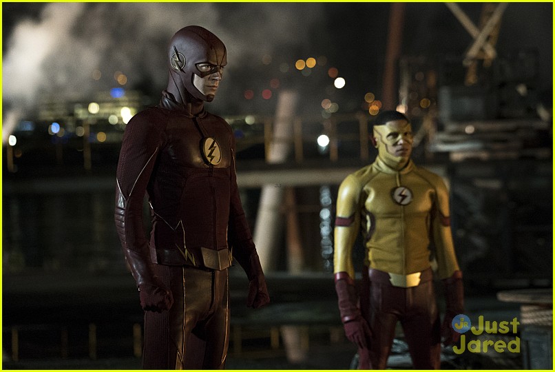 Keiynan Lonsdale Stars as Kid Flash in New 'Flash' Season Three ...