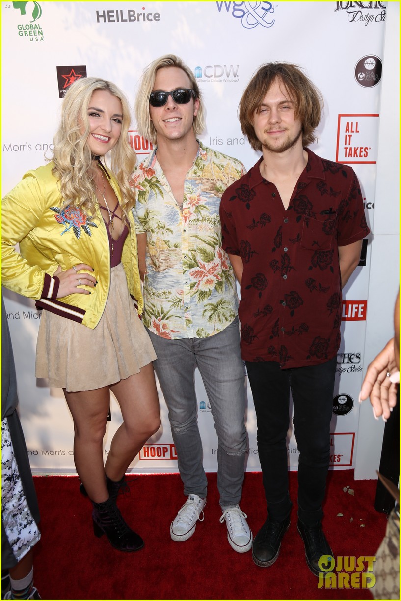 Rydel & Riker Lynch Team Up for Star-Studded Basketball Fundraiser ...