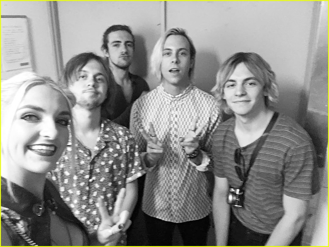 R5 Enjoy Tokyo Before Summer Sonic Concert Performance | Photo 1013029 ...