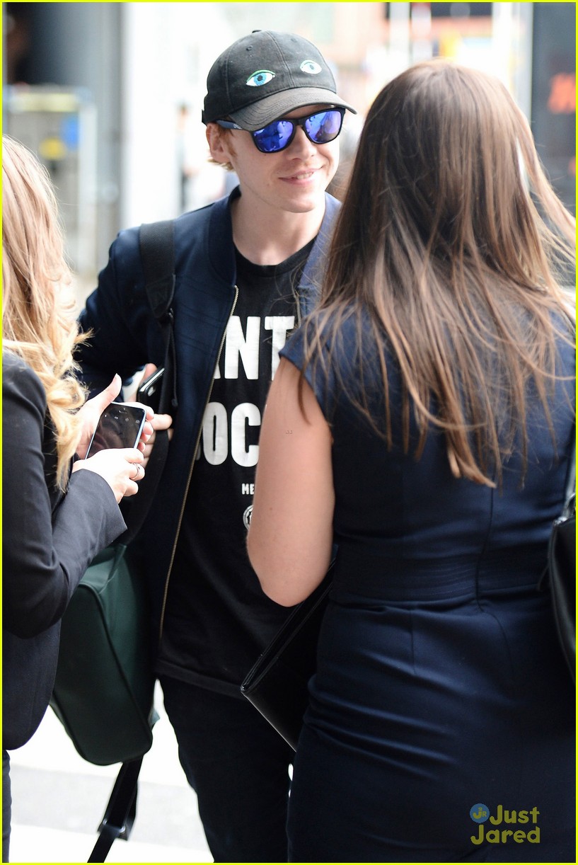 Rupert Grint Contradicts His 'Anti-Social' Shirt | Photo 1016686 ...