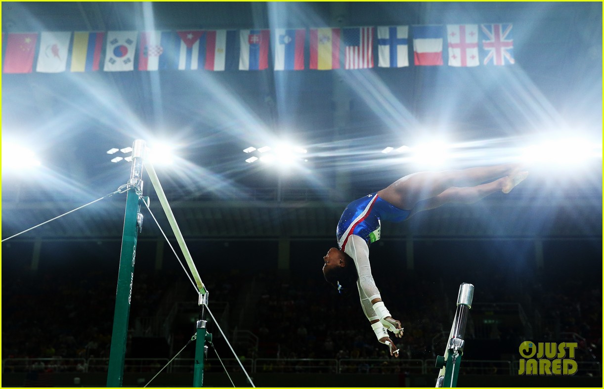 Simone Biles Wins All-Around Gold Medal; Aly Raisman Grabs Silver in ...