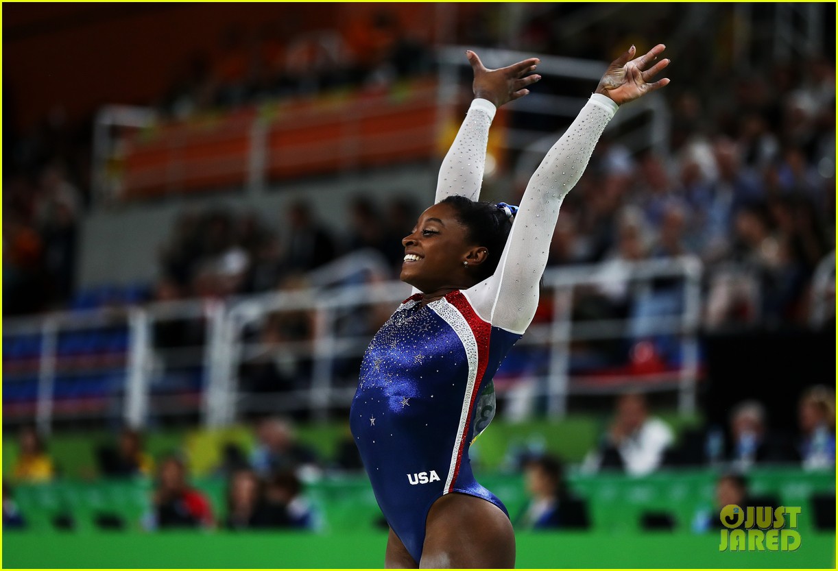 Simone Biles Wins All-Around Gold Medal; Aly Raisman Grabs Silver in ...