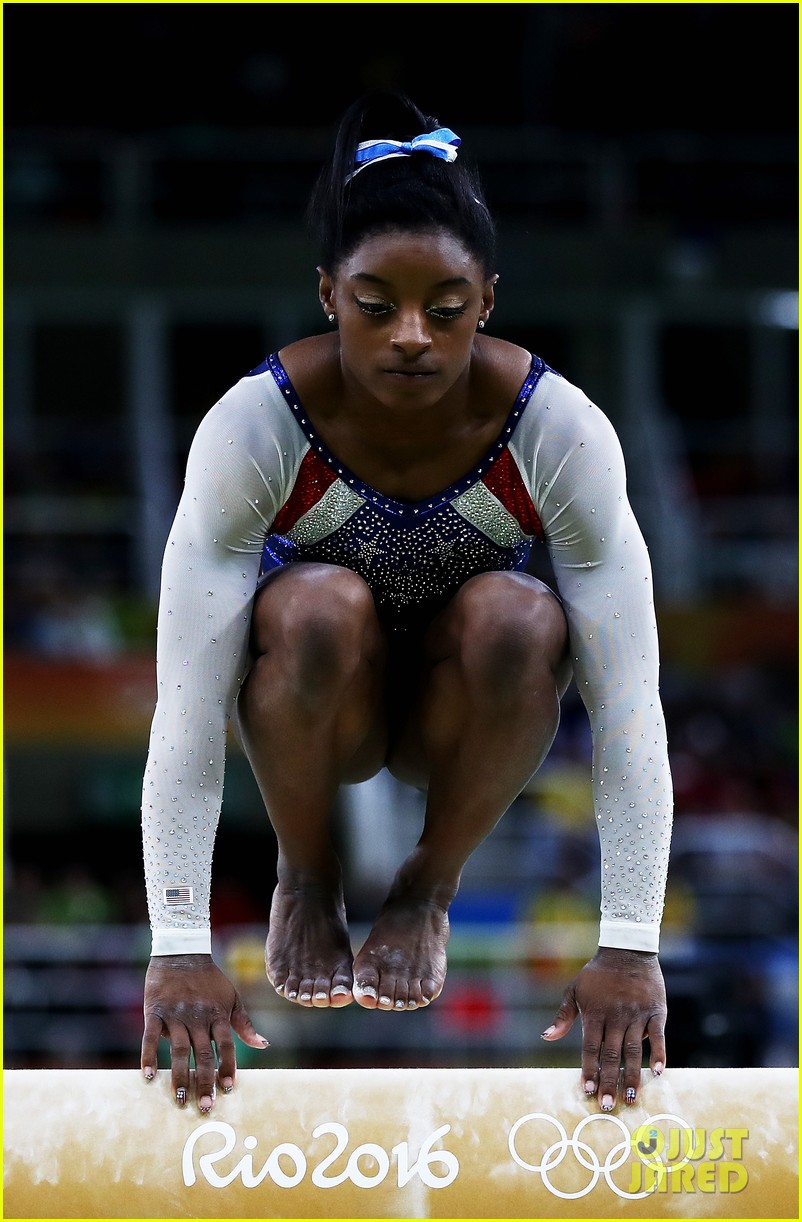 Simone Biles Wins All-Around Gold Medal; Aly Raisman Grabs Silver in ...