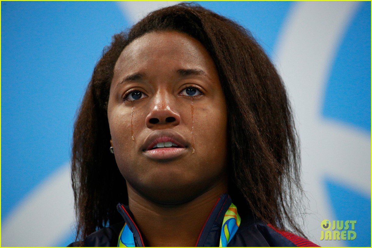 Olympic Gold Medalists Simone Biles & Simone Manuel Smile Wide for Fun ...