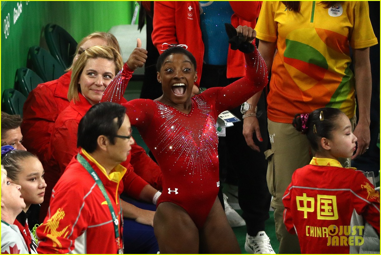 Simone Biles Wins Gold Medal In Vault at Rio Olympics! | Photo 1010294 ...