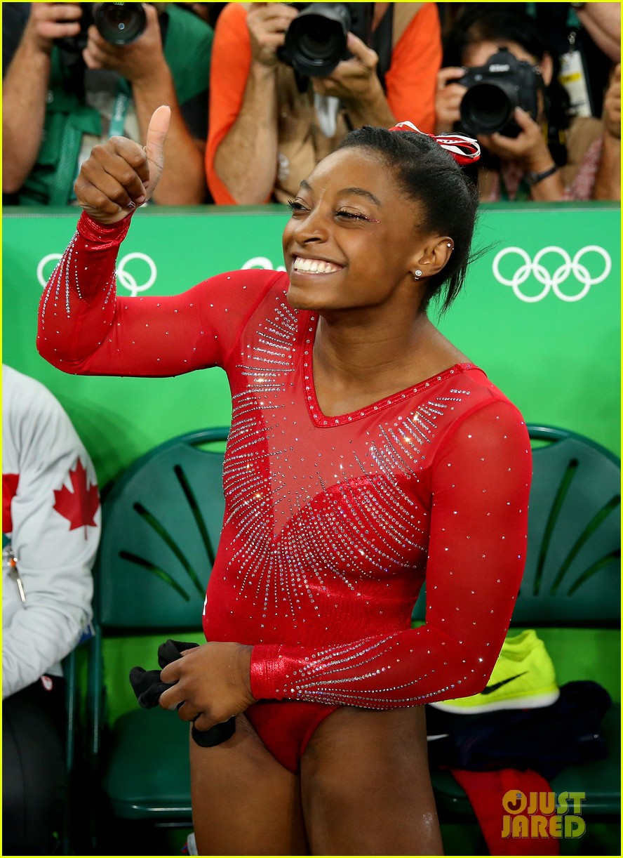 Simone Biles Wins Gold Medal In Vault at Rio Olympics! | Photo 1010299 ...