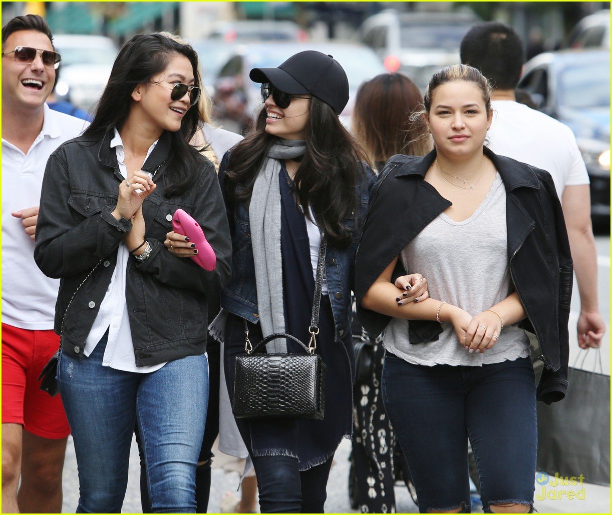 Sofia Carson & Dianne Doan Lunch Out Together in Vancouver | Photo ...