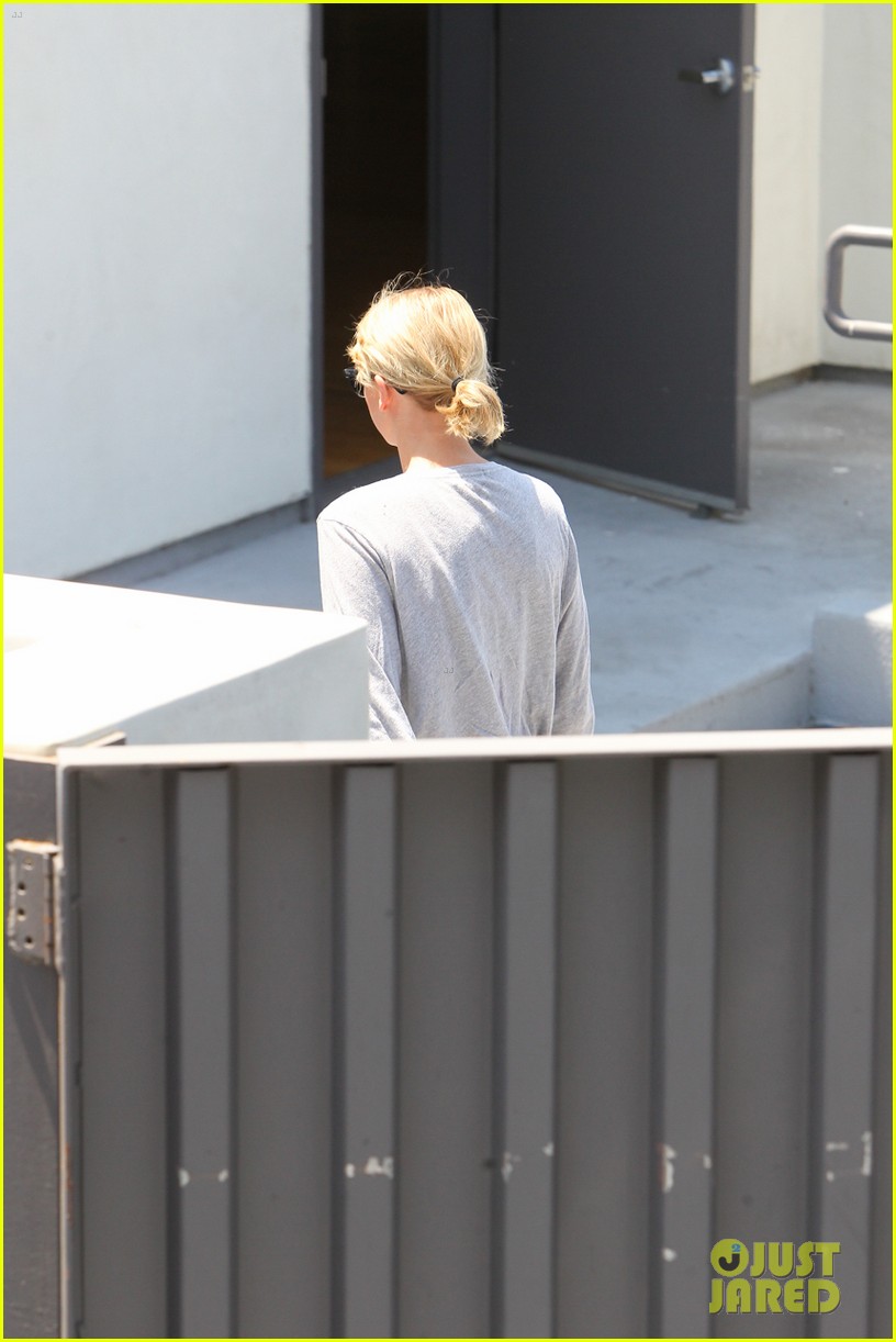 Full Sized Photo of tom hiddleston taylor swift workouts in los angeles ...