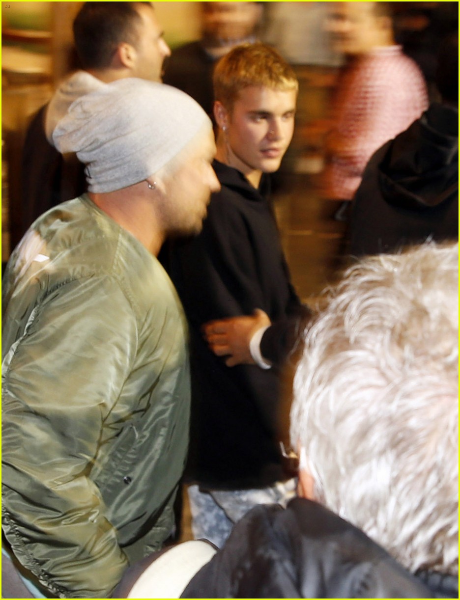 Justin Bieber Gives Germany a Shout Out After 'Purpose Tour' Show ...