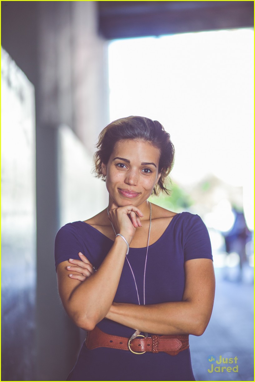 Ciara Renee Gets Real About Portraying A Superhero of Color on 'Legends ...