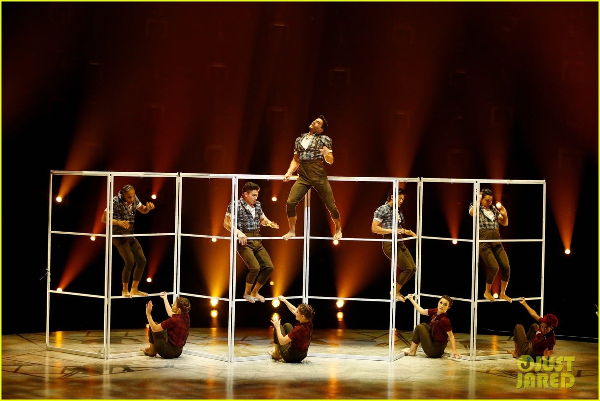 Full Sized Photo of so you think you can dance top 4 routines 08 | 'So ...