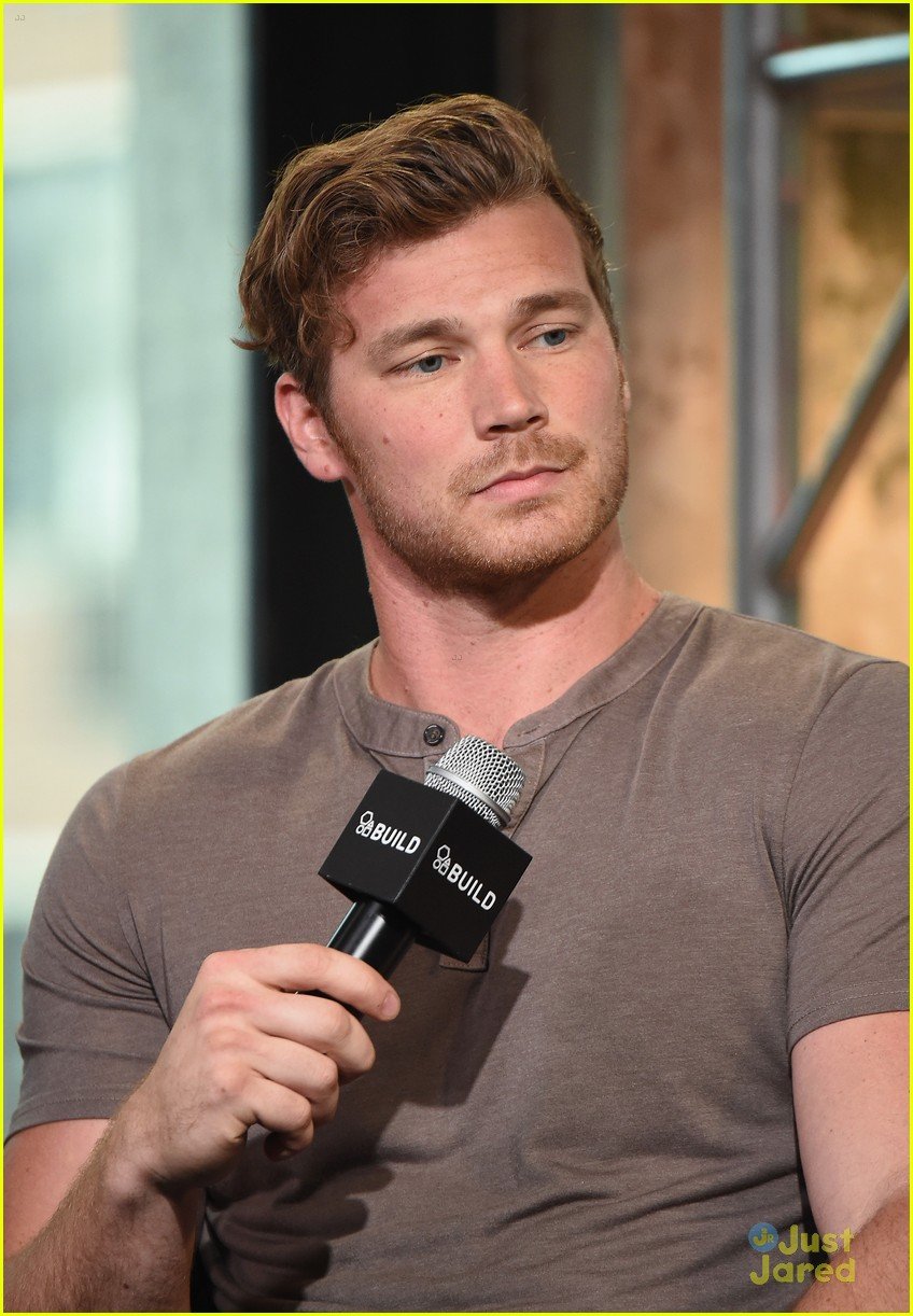 Full Sized Photo of derek theler jean luc bilodeau aol build 24 | Derek ...