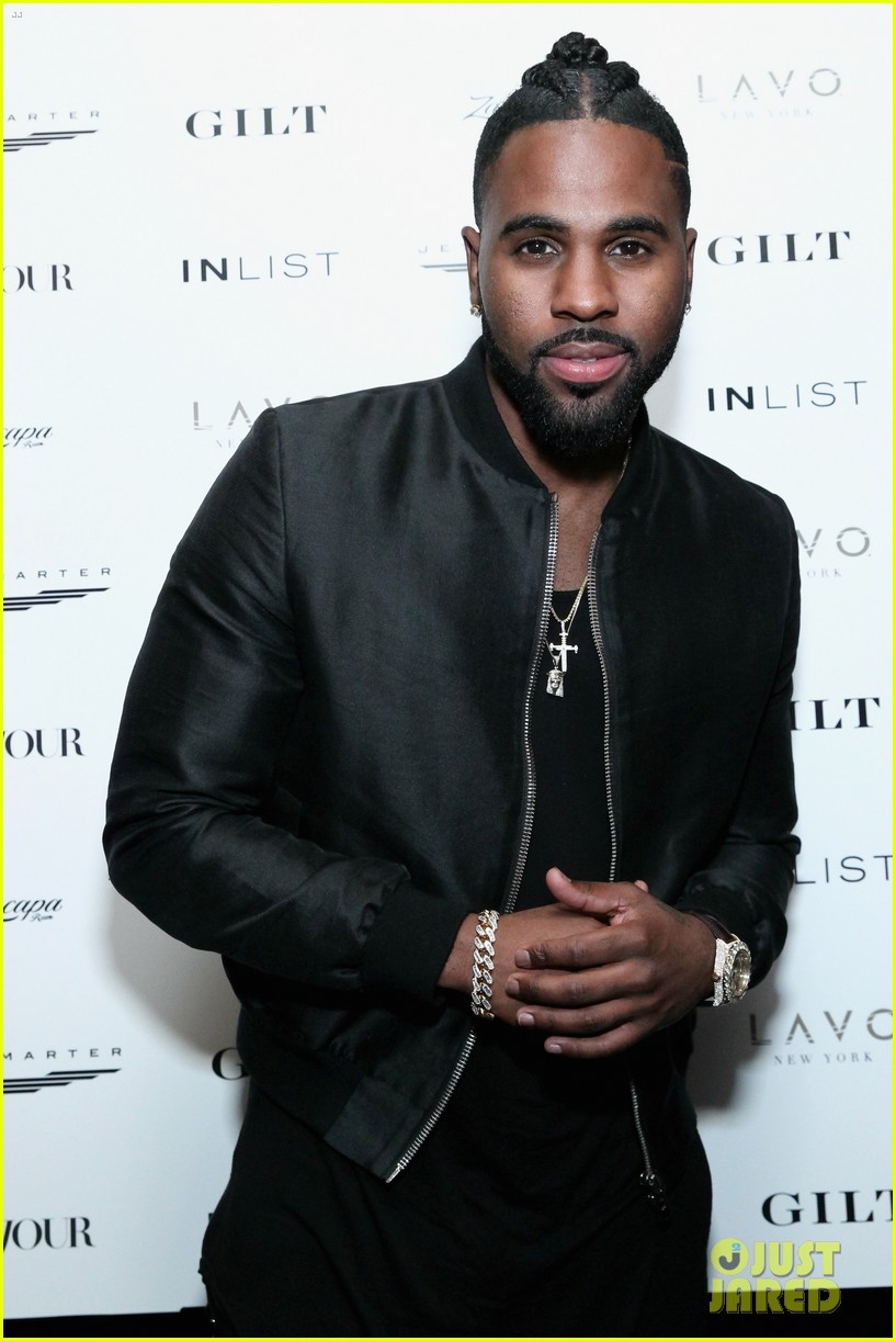 Jason Derulo Lands in LA After a Fashion-Filled Week in NYC! | Photo ...