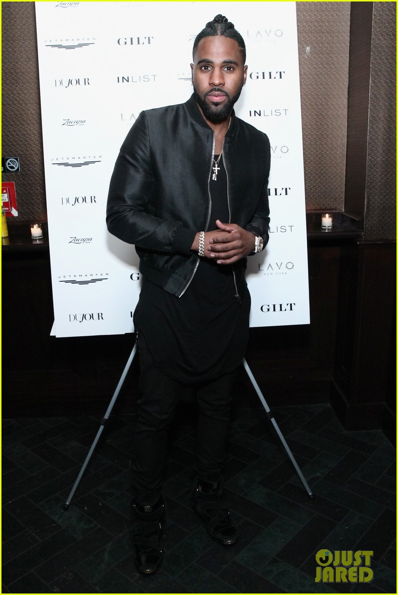 Jason Derulo Lands in LA After a Fashion-Filled Week in NYC! | Photo ...