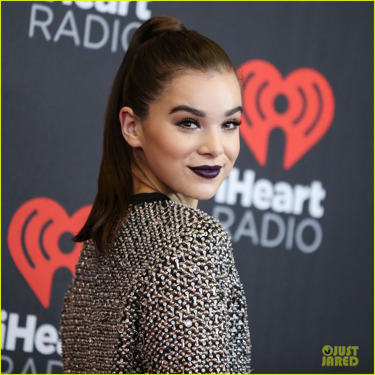 Jordan Fisher Introduces Hailee Steinfeld at iHeartRadio Music Festival ...