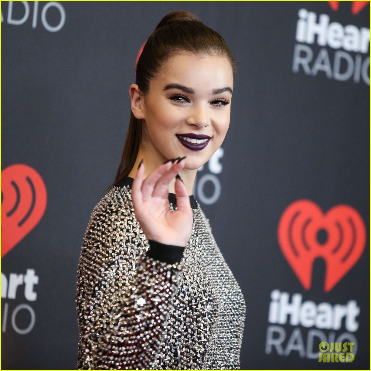 Jordan Fisher Introduces Hailee Steinfeld at iHeartRadio Music Festival ...