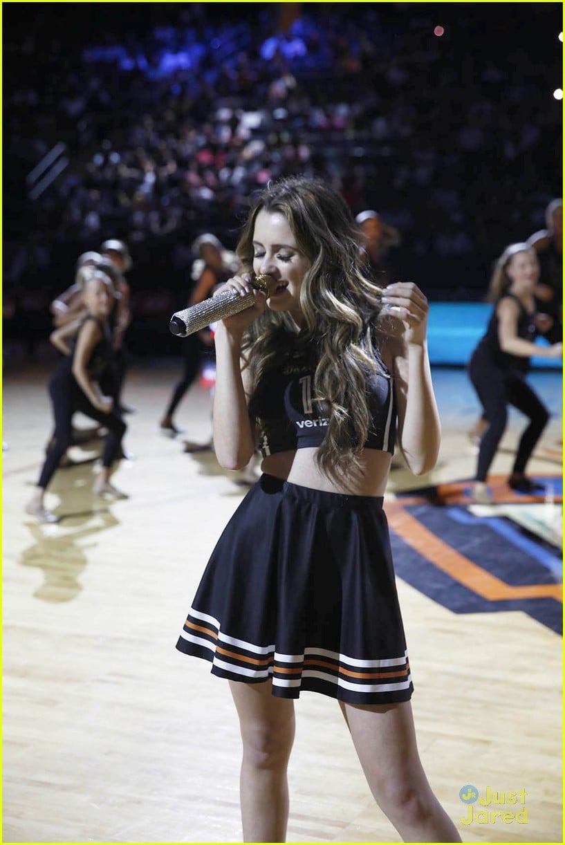 Laura Marano Performs 'La La' at NY Liberty's Back To School Night ...
