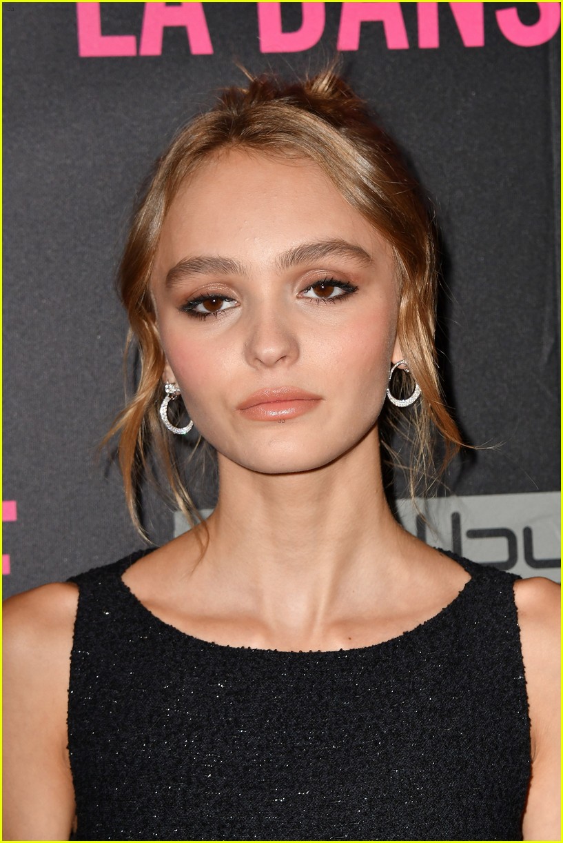 Full Sized Photo of lily rose depp premieres la danseuse in paris 16 ...