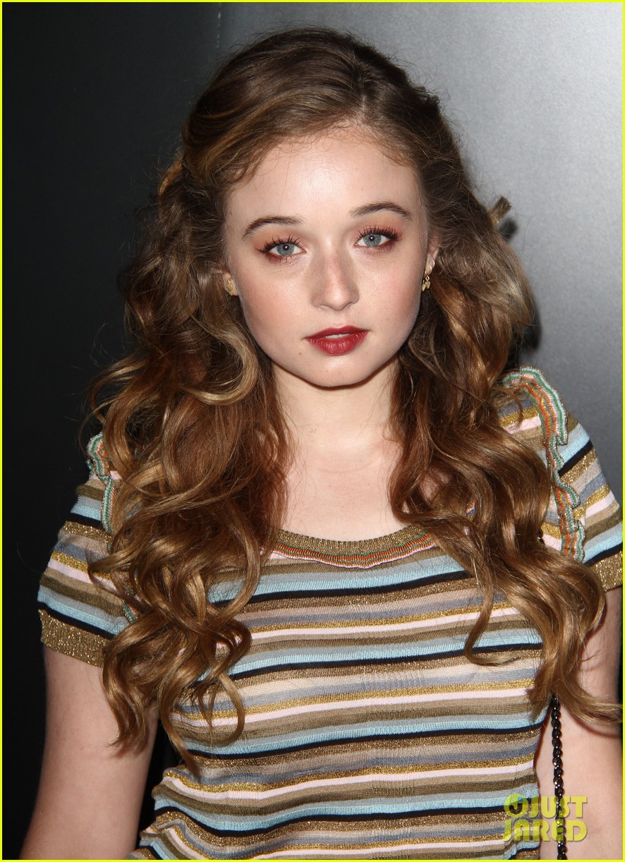 Rowan Blanchard & Courtney Eaton Step Out For Chanel's Fashion Dinner ...