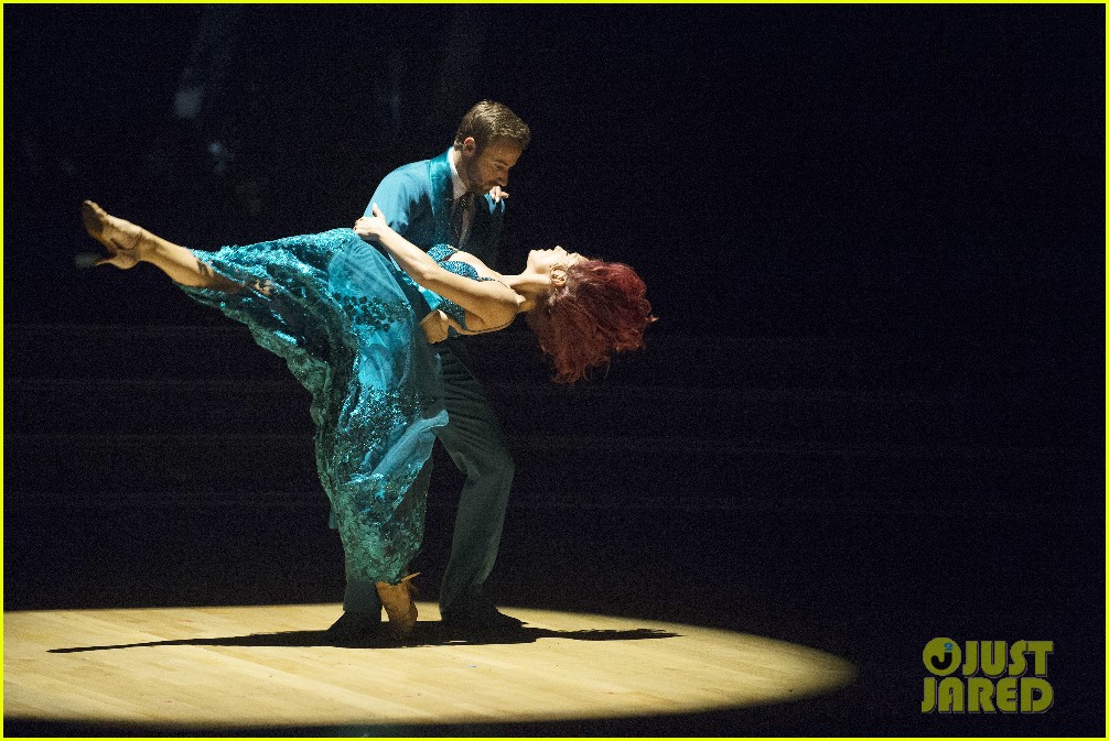 James Hinchcliffe & Sharna Burgess Impress the Judges With Foxtrot ...