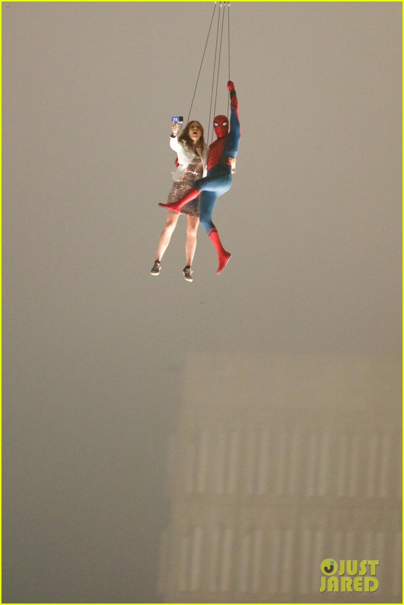 'Spider-Man: Homecoming' Stunt Doubles Film Amazing Helicopter Scene ...