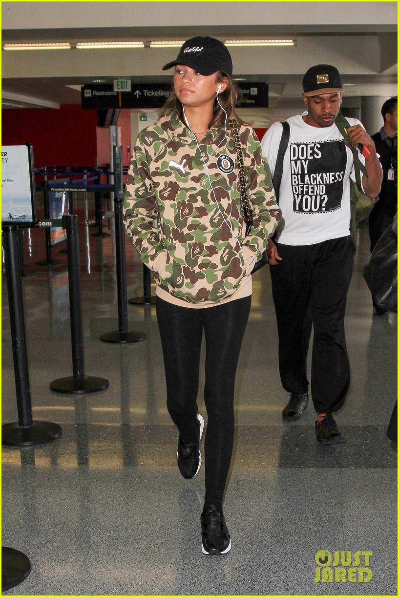 Zendaya To Guest Judge on 'Project Runway' Cycle 16 | Photo 1022230 ...