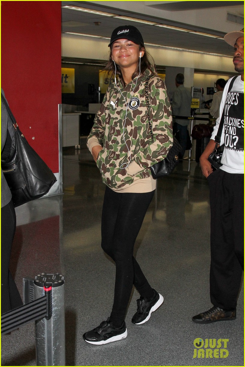 Zendaya To Guest Judge on 'Project Runway' Cycle 16 | Photo 1022233 ...