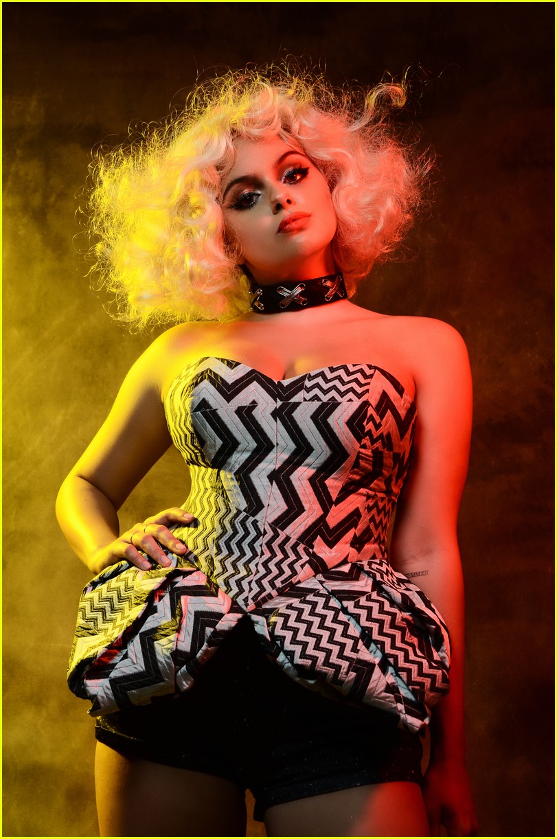 Ariel Winter Explains How Your Life Truly Changes After Fame Hits You ...