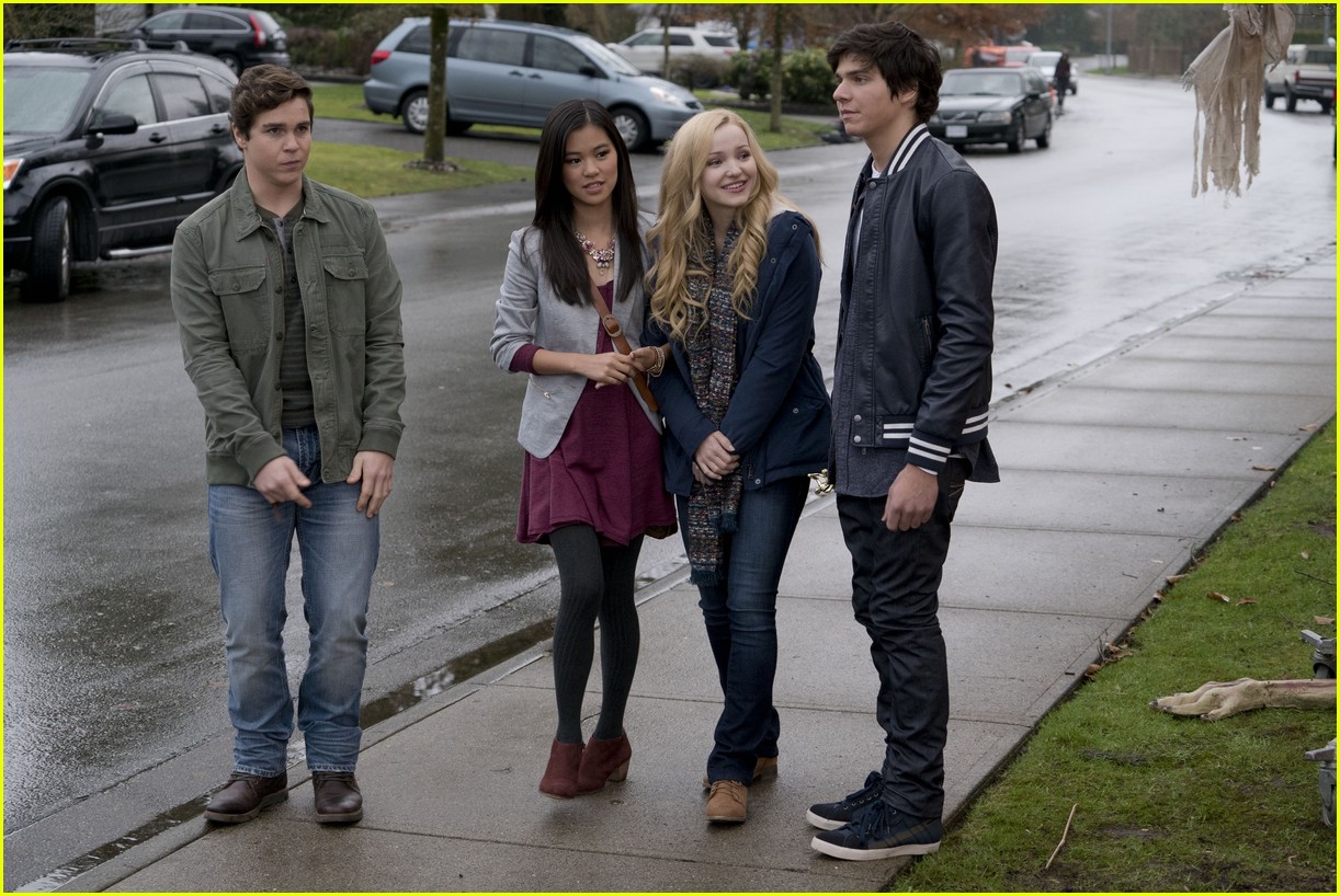 Dove Cameron & Katherine McNamara's 'Monsterville: Cabinet of Souls ...