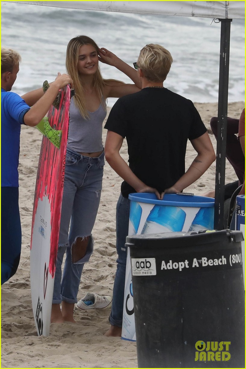 Cody Simpson is Dating Model/Singer Charlotte Lawrence (Exclusive ...