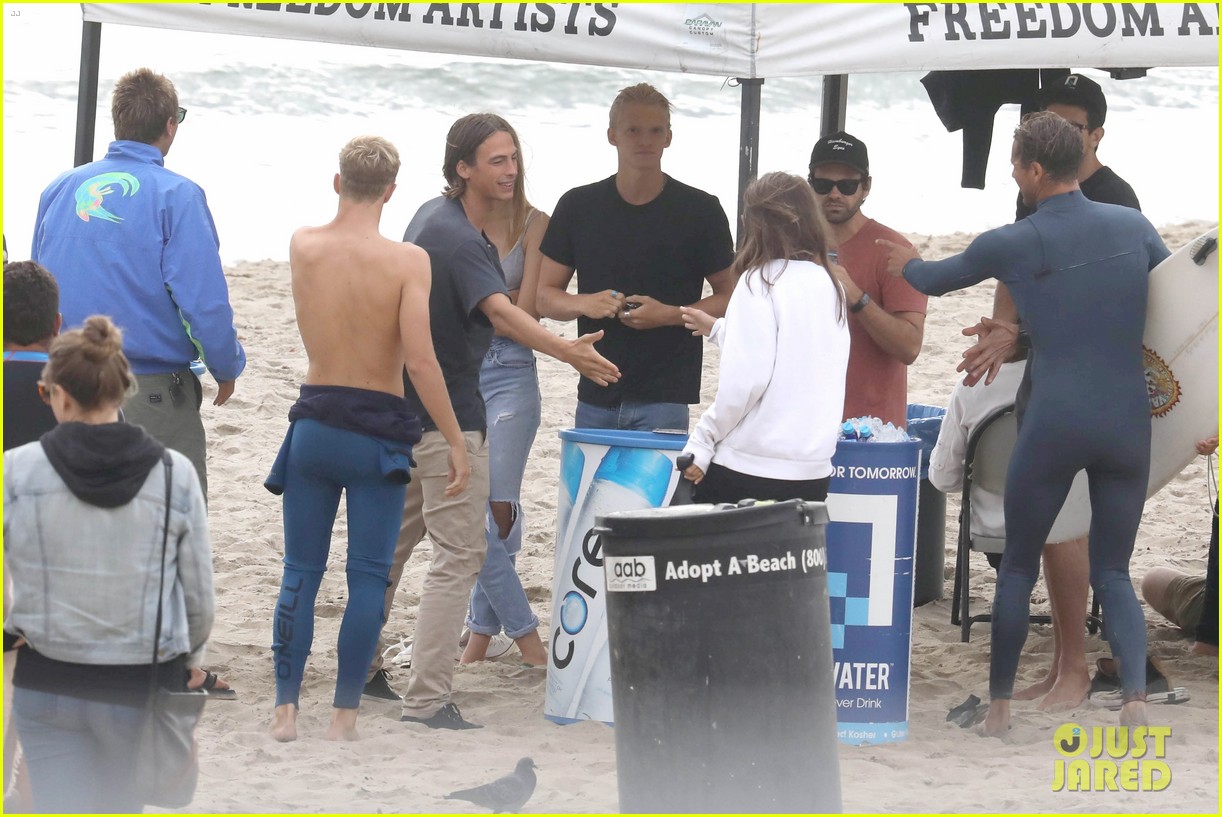 Cody Simpson is Dating Model/Singer Charlotte Lawrence (Exclusive ...