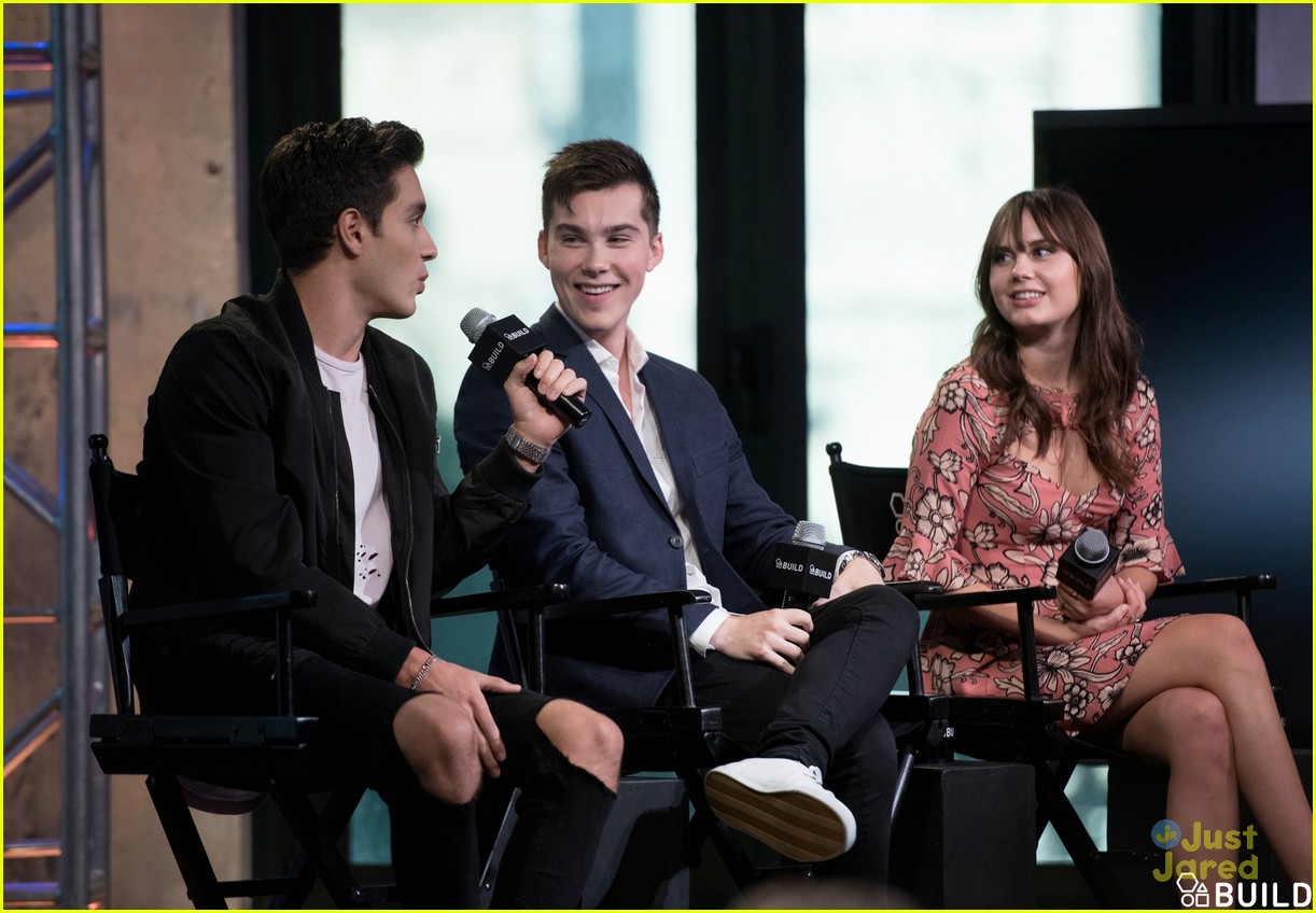 Gabriel Conte, Arden Rose, & Jeremy Shada Chat Up 'Mr. Student Body ...