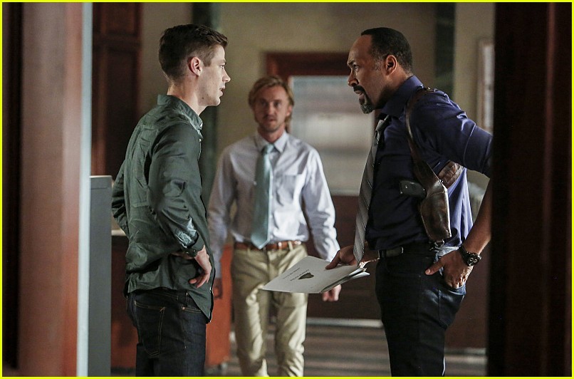 Joey King Makes Her Debut as Magenta on Tonight's 'The Flash' | Photo ...