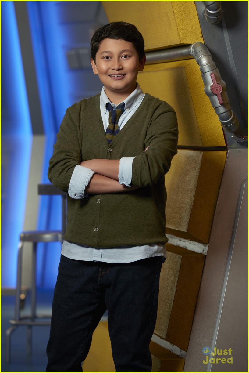 Full Sized Photo of mech x4 exclusive trailer pilot pics 05 | JJJ ...