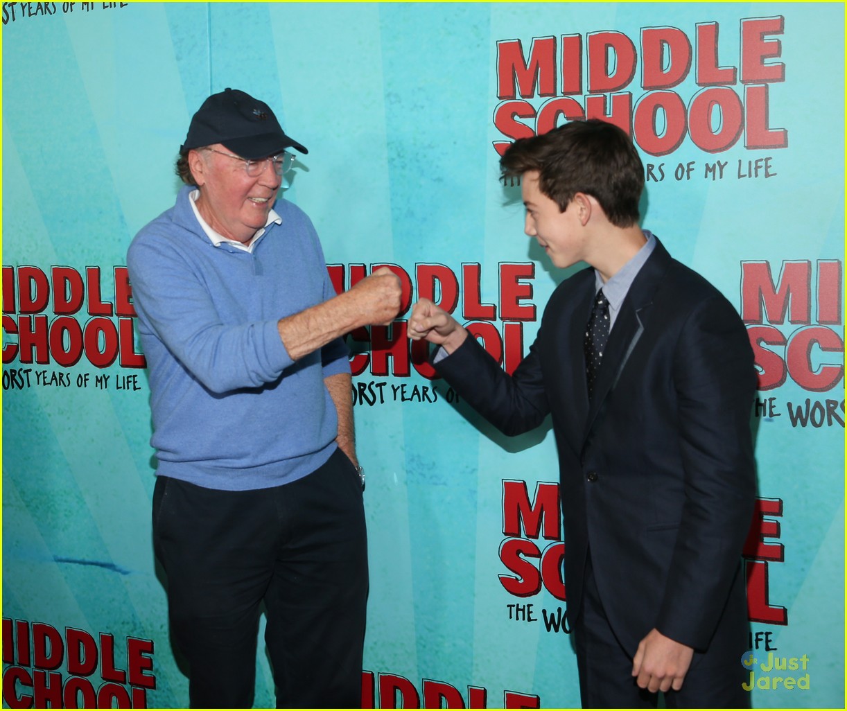 Full Sized Photo of griffin gluck thomas alexa middle school nyc ...