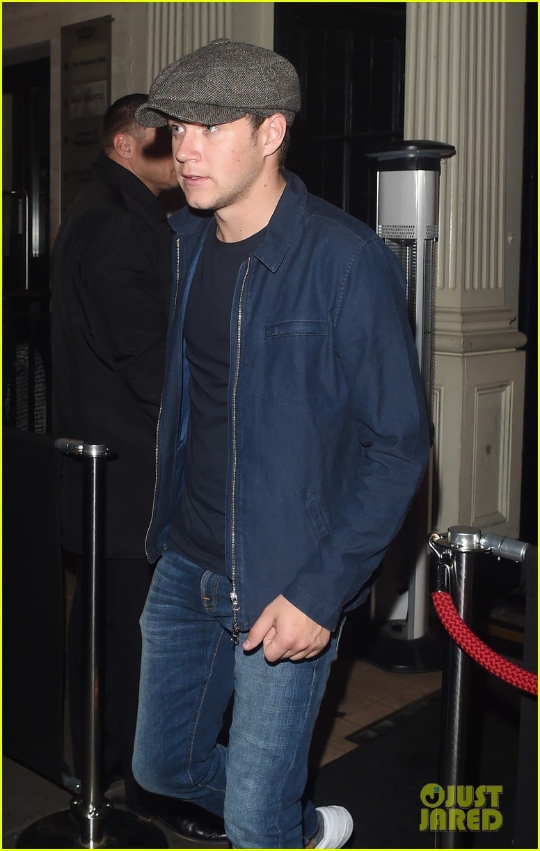 Niall Horan Performs 'This Town' On Graham Norton Show - Watch Now ...