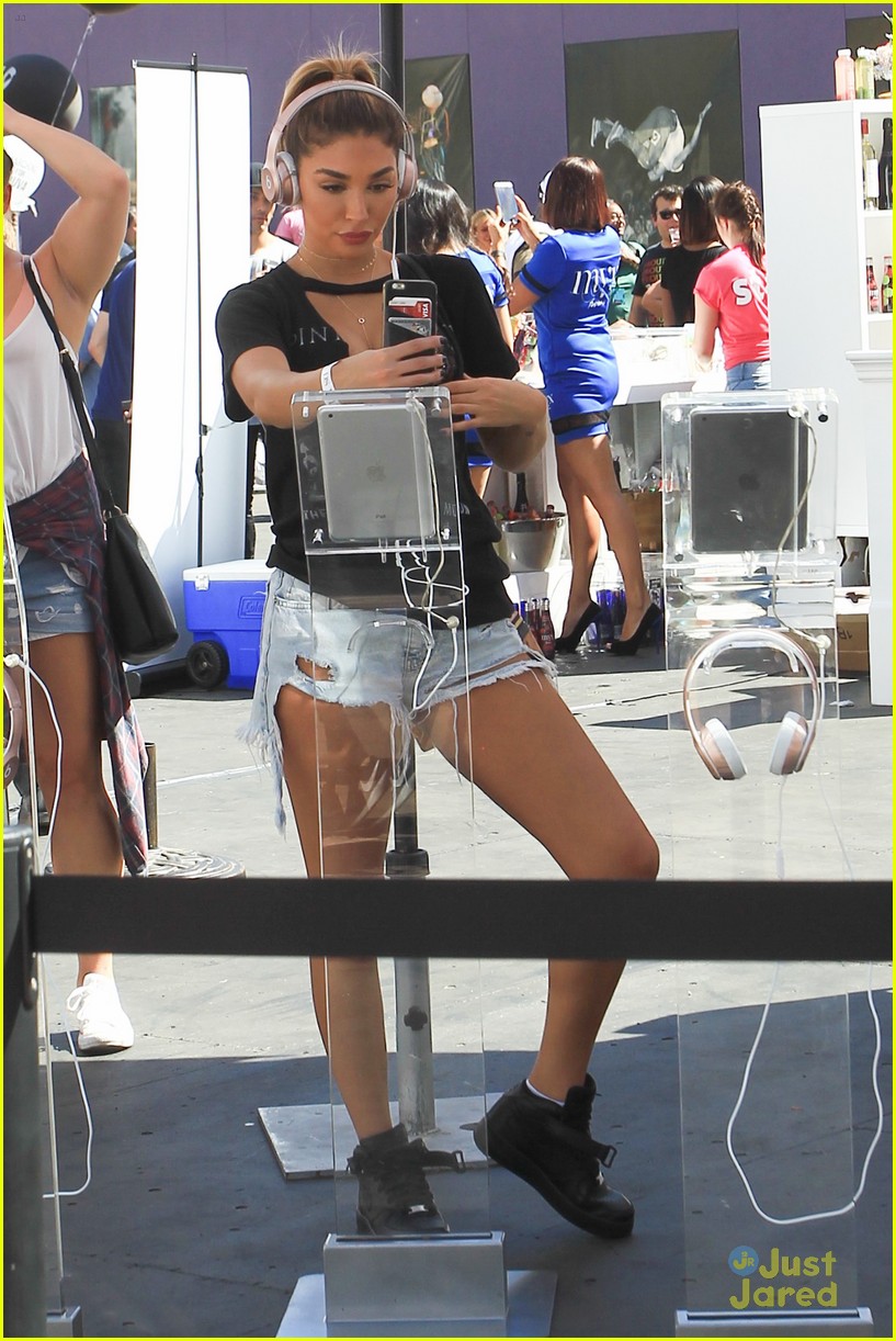 Maksim Chmerkovskiy & Peta Murgatroyd Couple Up To Support Amber Rose ...