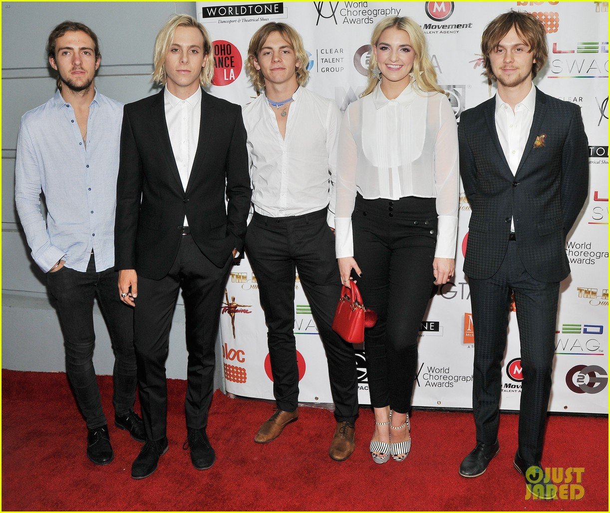 Riker Lynch Predicts One Member of R5 Will Be Married With Kids in Five ...