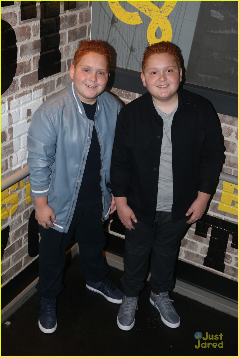 Benjamin & Matthew Royer Have Hot Wings Food Fight in NYC | Photo ...