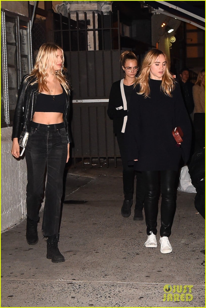 Full Sized Photo of taylor swift squad king of leon show 46 | Taylor ...