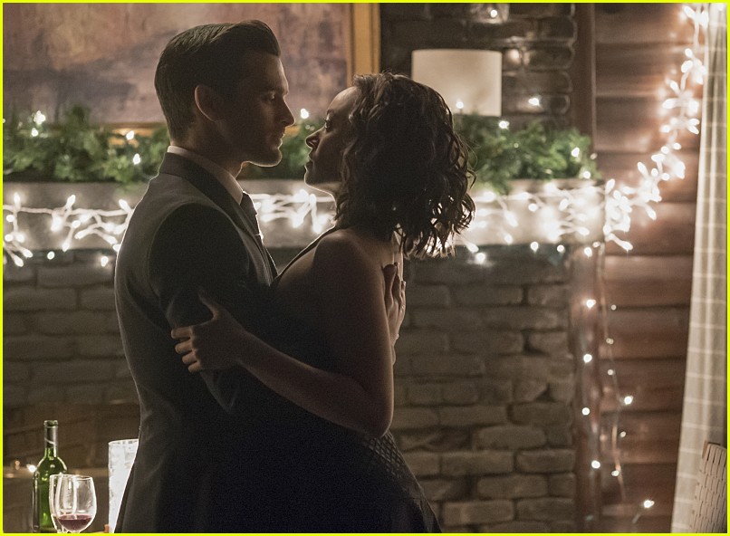 Will There Be a 'Vampire Diaries' Wedding in This Final Season? | Photo ...