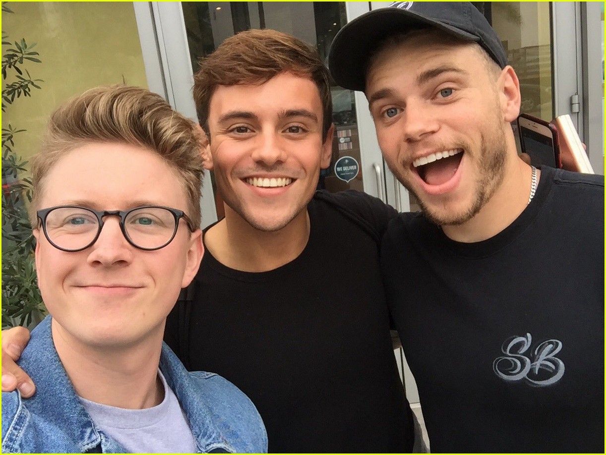 Tyler Oakley Gets Mani/Pedis With Oympians Tom Daley & Gus Kenworthy ...