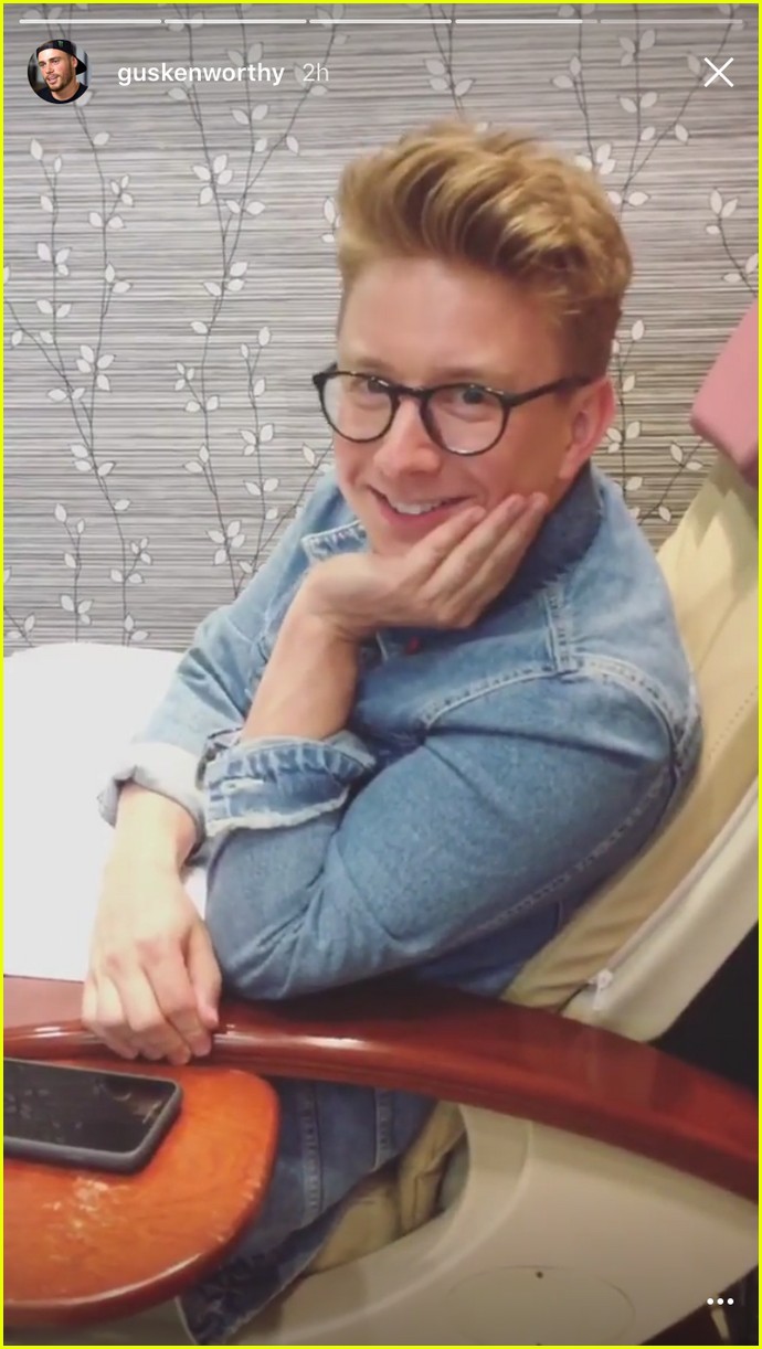 Tyler Oakley Gets Mani/Pedis With Oympians Tom Daley & Gus Kenworthy ...