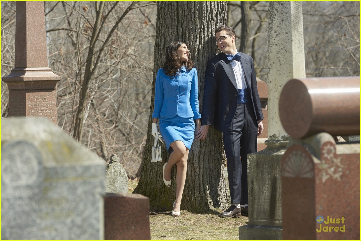 Victoria Justice Sings 'Over At Frankenstein Place' For 'Rocky Horror ...