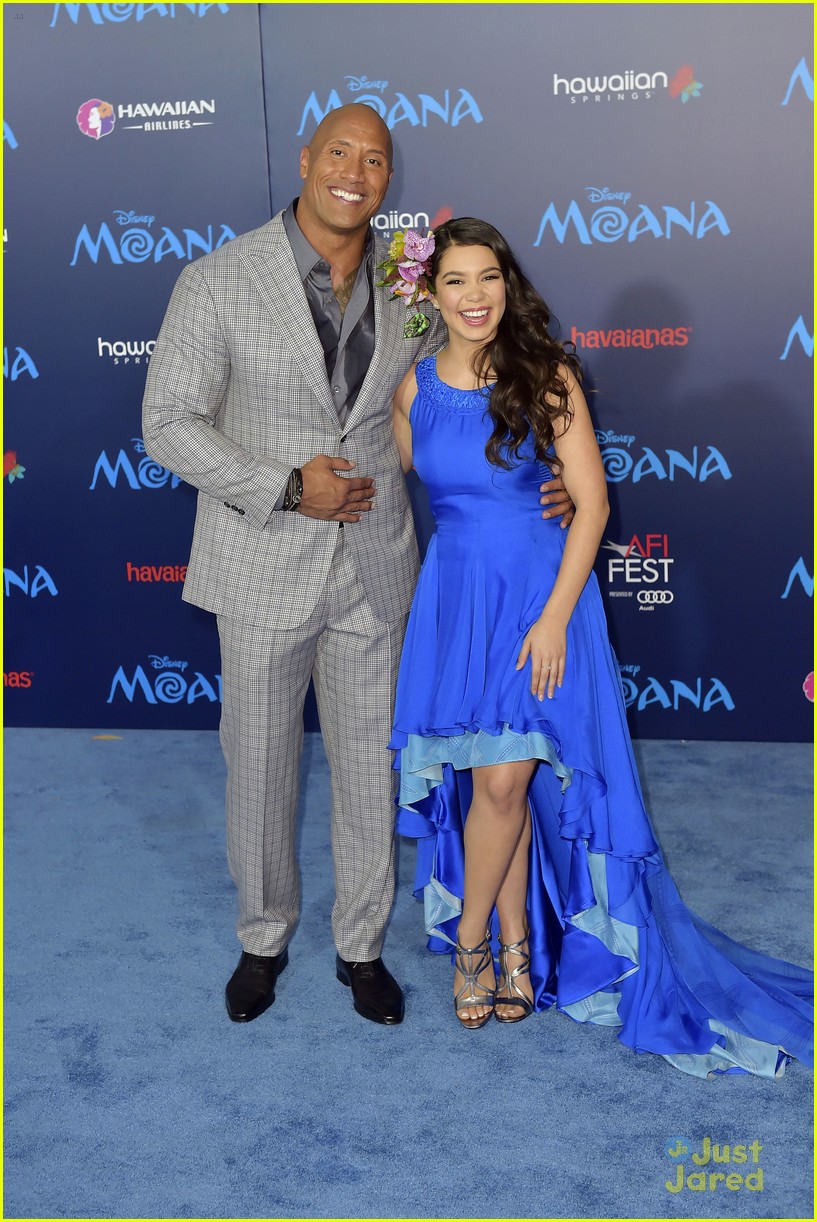 Full Sized Photo of aulii cravalho moana premiere dress meaning behind ...