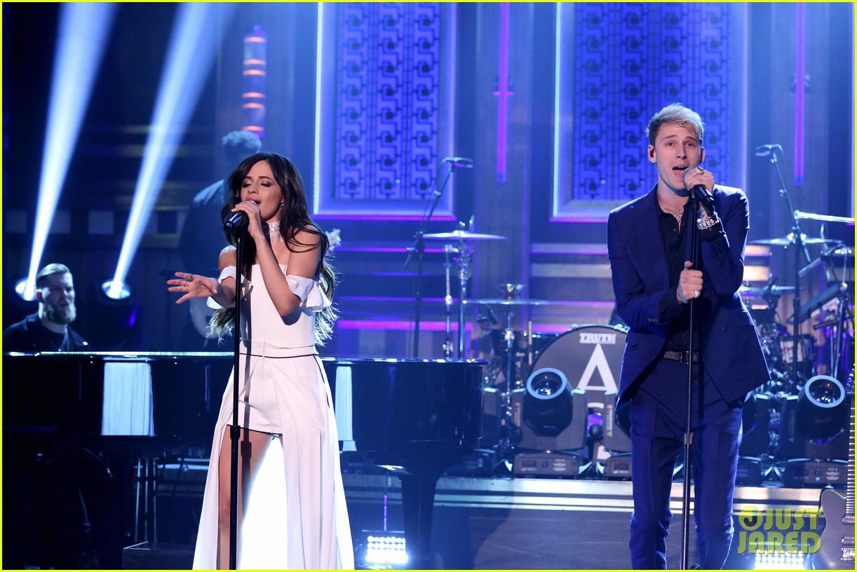 Watch Camila Cabello Slay 'Bad Things' on 'Jimmy Fallon' | Photo ...