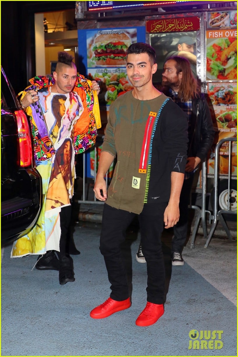 DNCE's Debut Album is Out Now - Listen Here! | Photo 1051218 - Photo ...
